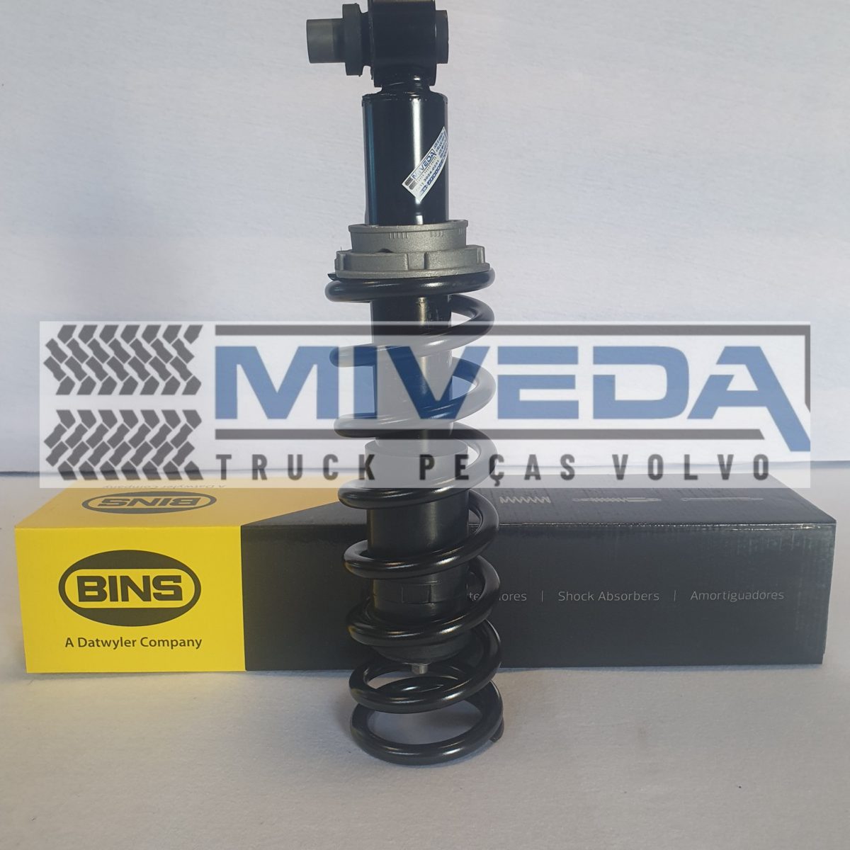 BARRA REAÇÃO EM "V" SUSPENÇÃO TRASEIRA VOLVO FH FM VM 20741703 - Miveda
