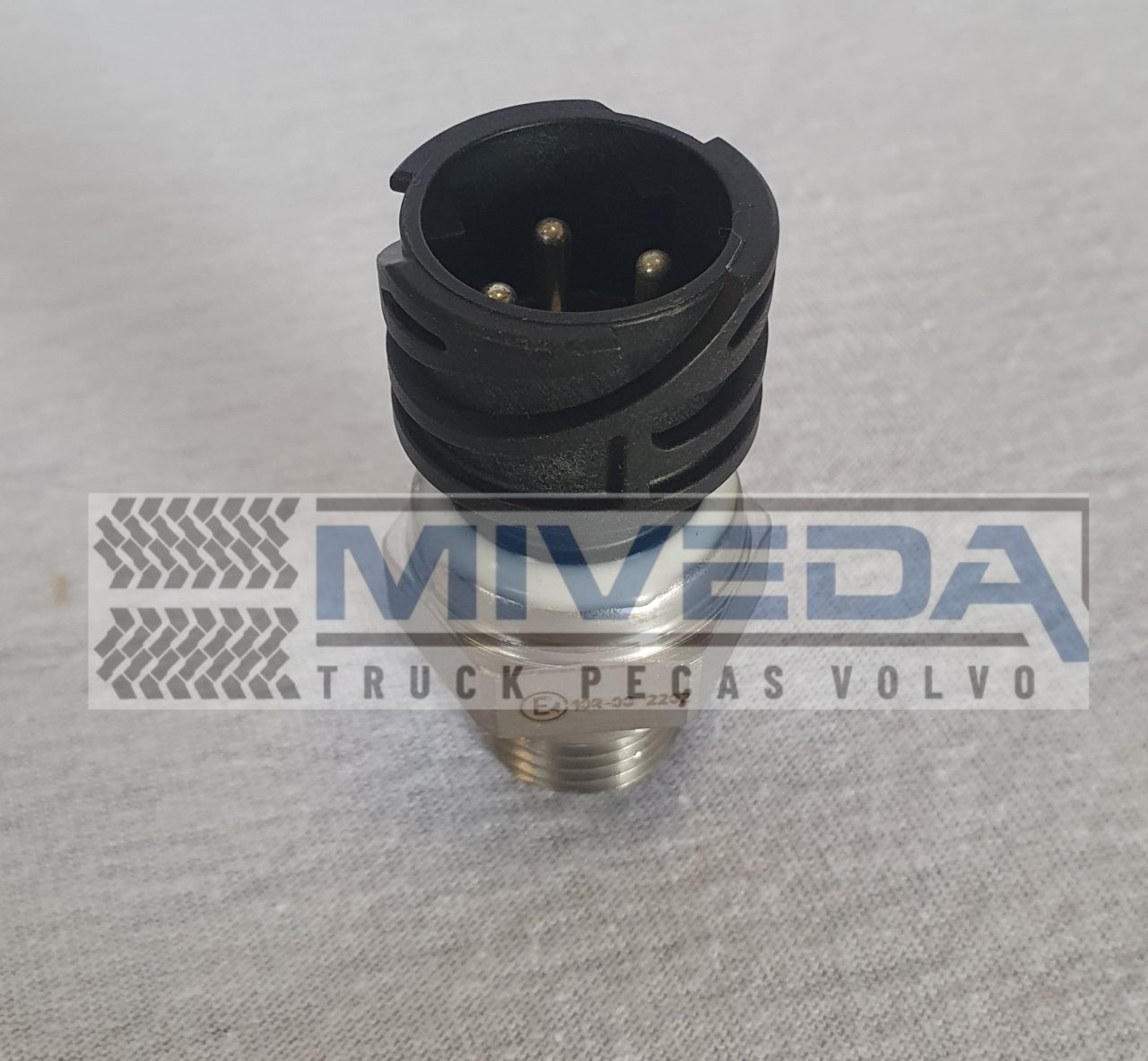 SENSOR PRESSAO ÓLEO VOLVO FH D12d D13 21634021 - Miveda